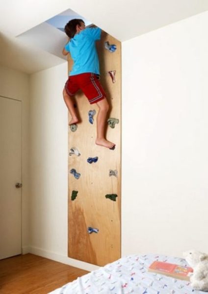boys attic bedroom climbing wall - Central London Lofts